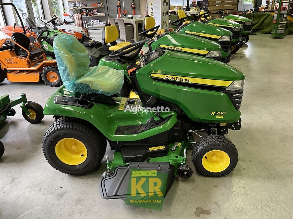 Novi John Deere X380 traktor kosilica