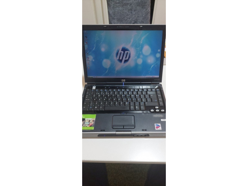 HP Pavilion dv1000