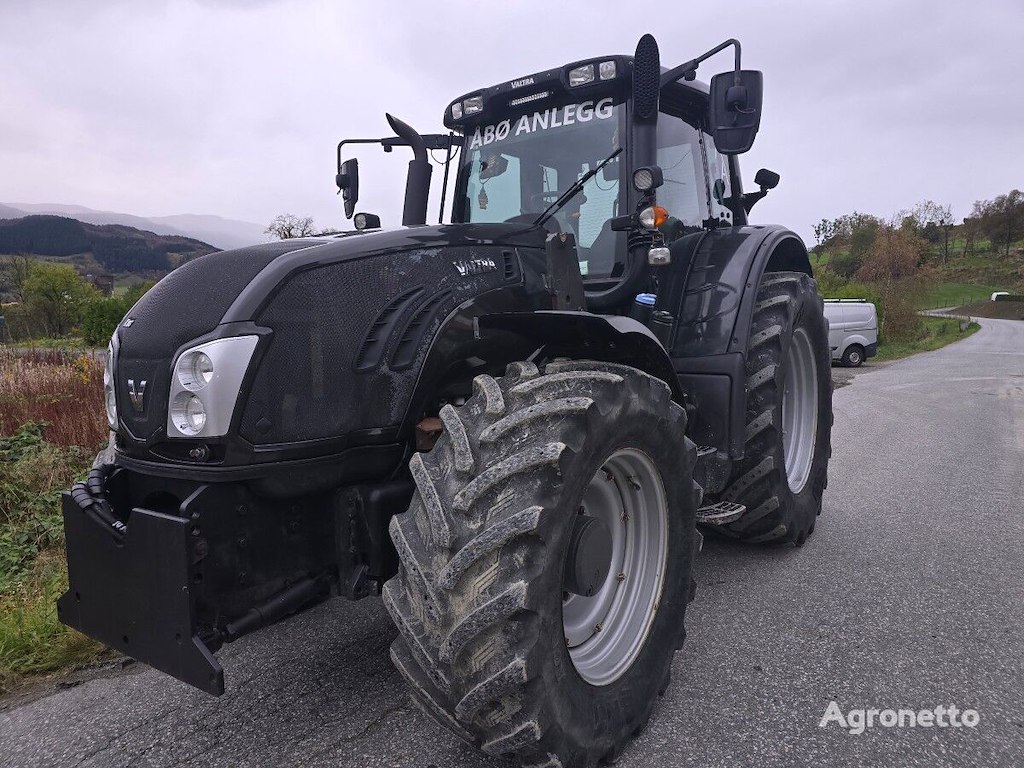 Prodaje se Valtra T203 traktor točkaš na aukciji