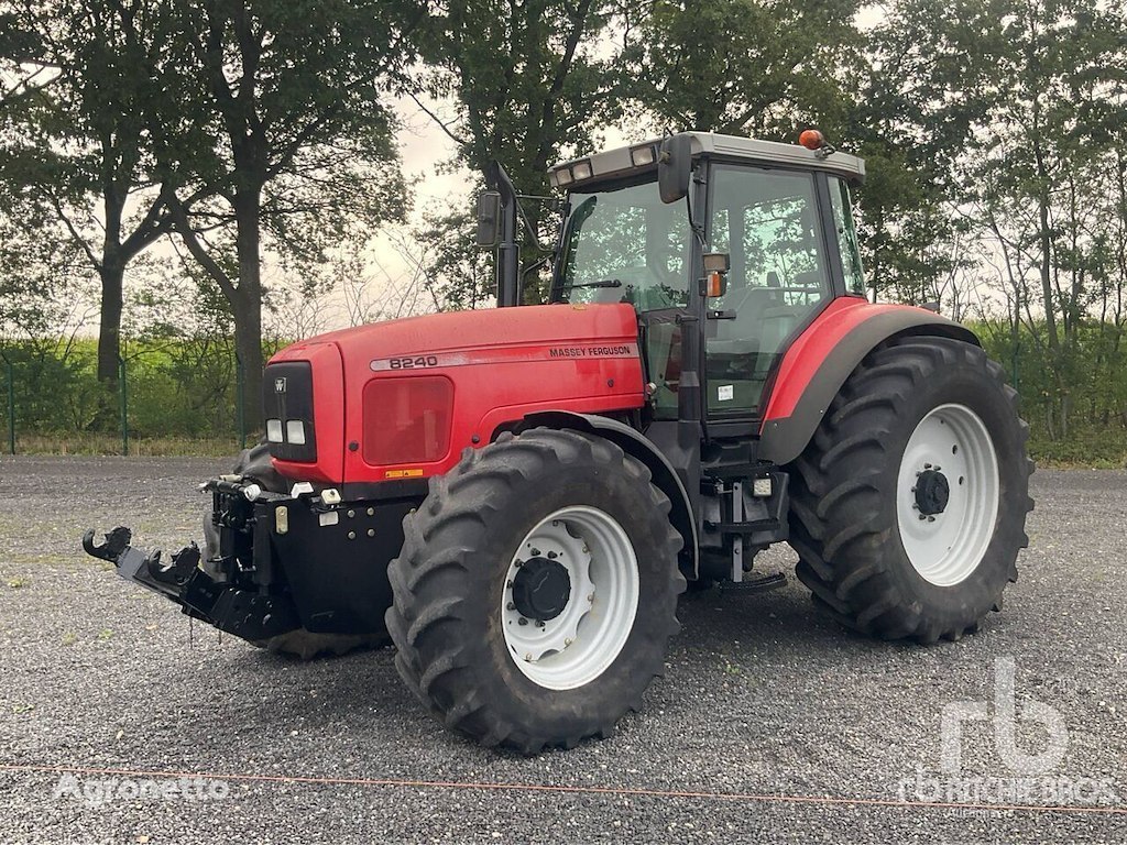 Prodaje se Massey Ferguson 8240 traktor točkaš na aukciji