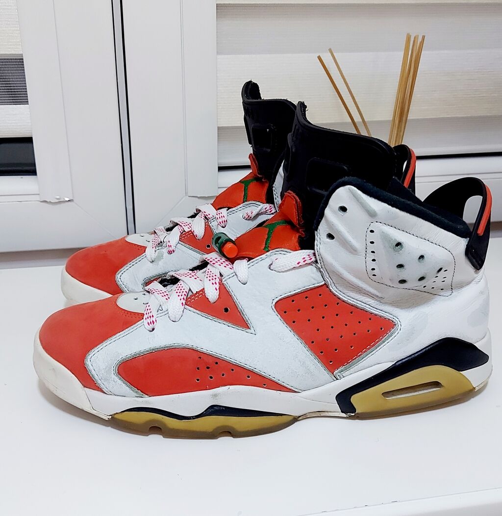 Patike air Jordan,dobro ocuvane broj 45