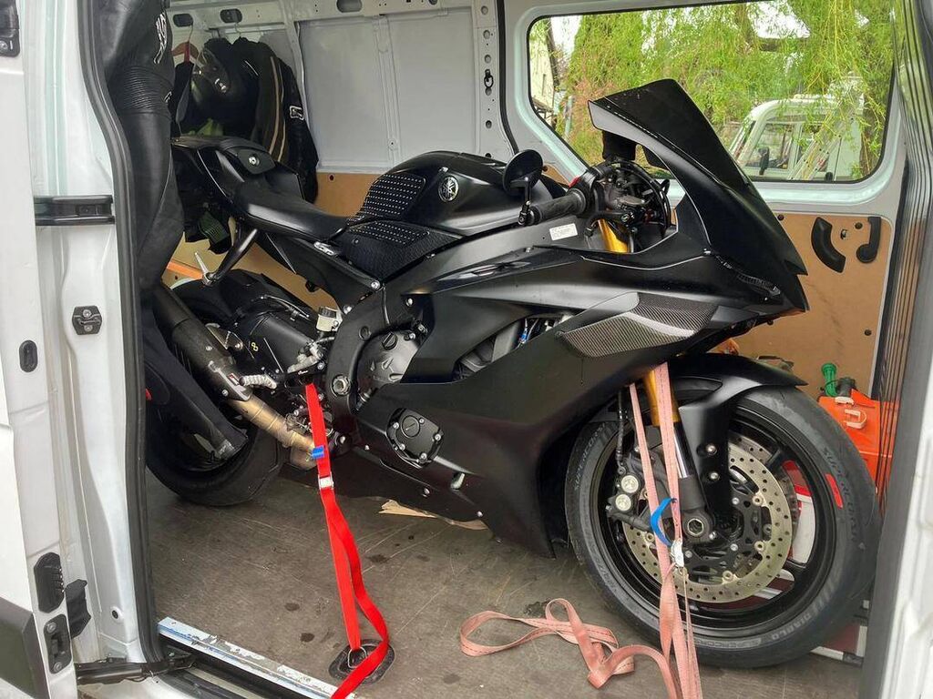 2024 YAMAHA YZFR6 RACE type: sport bike condition: new engine