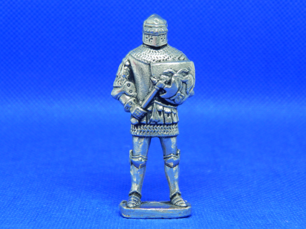 Suvenir FIGURA, metal, 58 mm, srpski vitez sa sekirom - tip 1.1