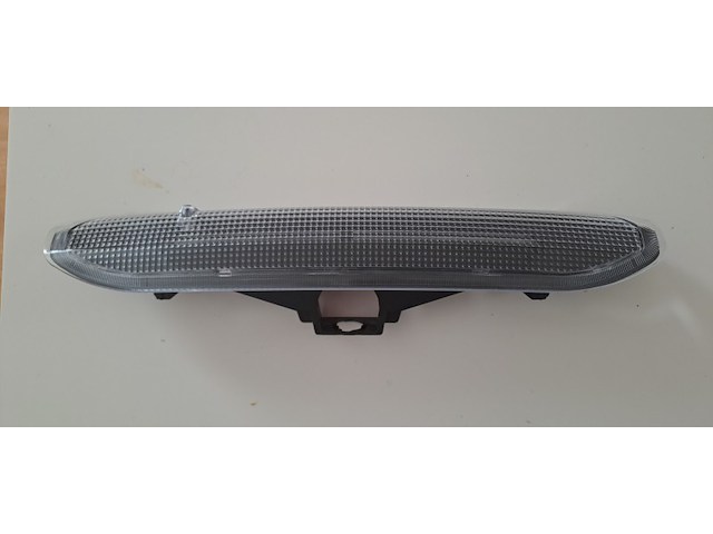 Land Rover Freelander 2006-2015 treće štop svetlo gepek