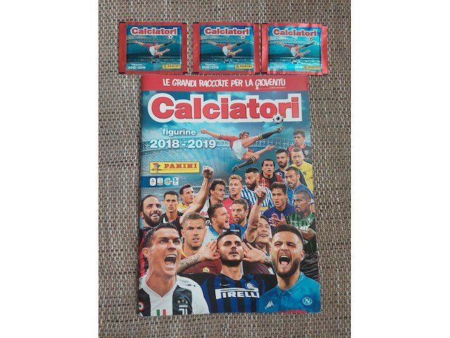 Calciatori 2018-2019 prazan odlican album sa kesicama