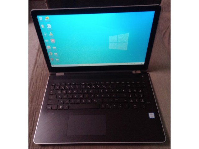 Laptop HP x360 15-br/i3-7gen/4gb ddr4/TScr/ssd/bat 3h