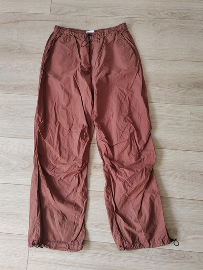 Zara pantalone sirokih nogavica