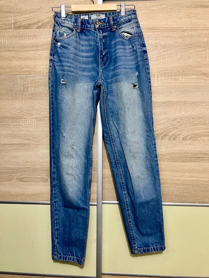 BERSHKA FARMERKE
