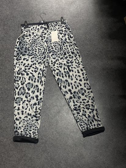 Nove pantalone