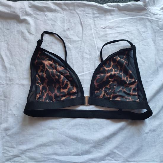 Novo, animal print brushalter