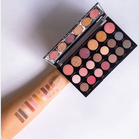 Paleta senki za oči MAKEUP REVOLUTION Jewel Collection Opulent 16.9g