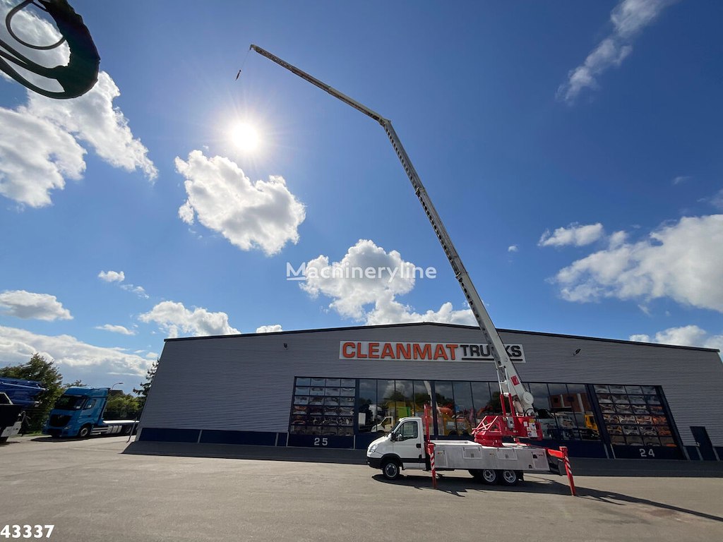 IVECO Daily 40C15 30 Meter Dachdecker Kran + Fly-Jib pokretna dizalica