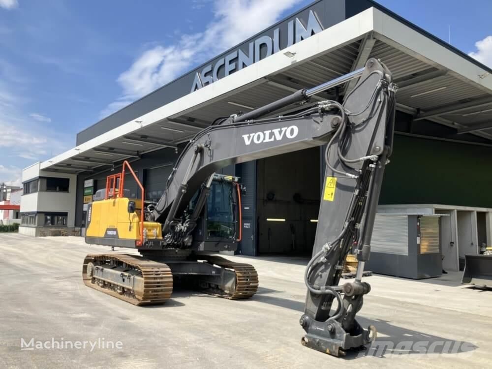 Volvo EC220EN bager guseničar