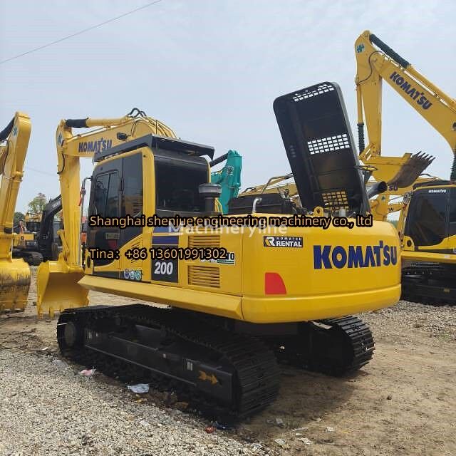 Komatsu PC200-8 bager guseničar