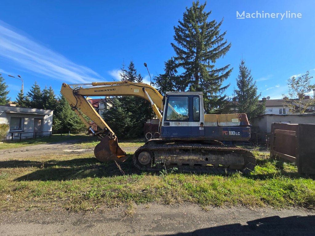 Komatsu PC180 bager guseničar