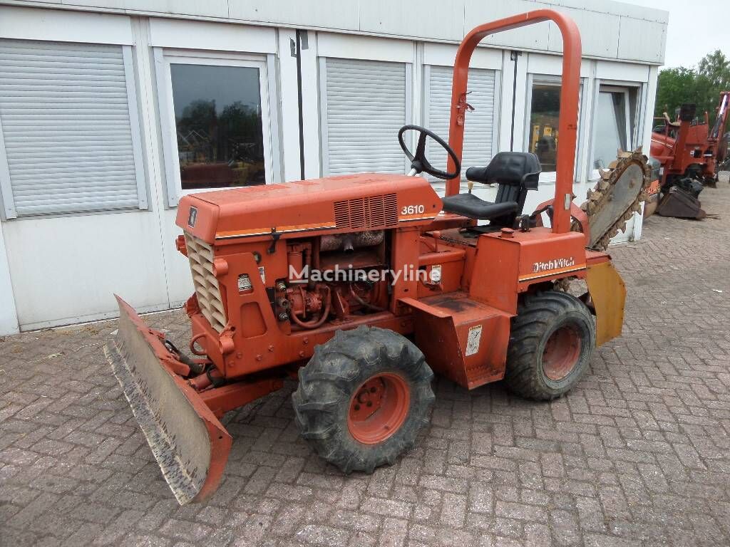 Ditch-Witch 3610 DD rovokopač