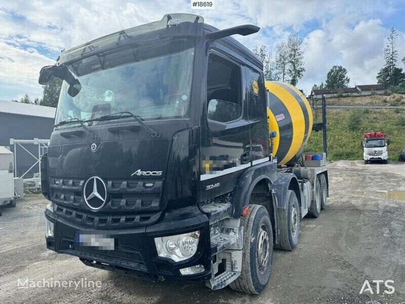 Stetter na šasiji Mercedes-Benz Arocs 3246 kamion s mešalicom za beton