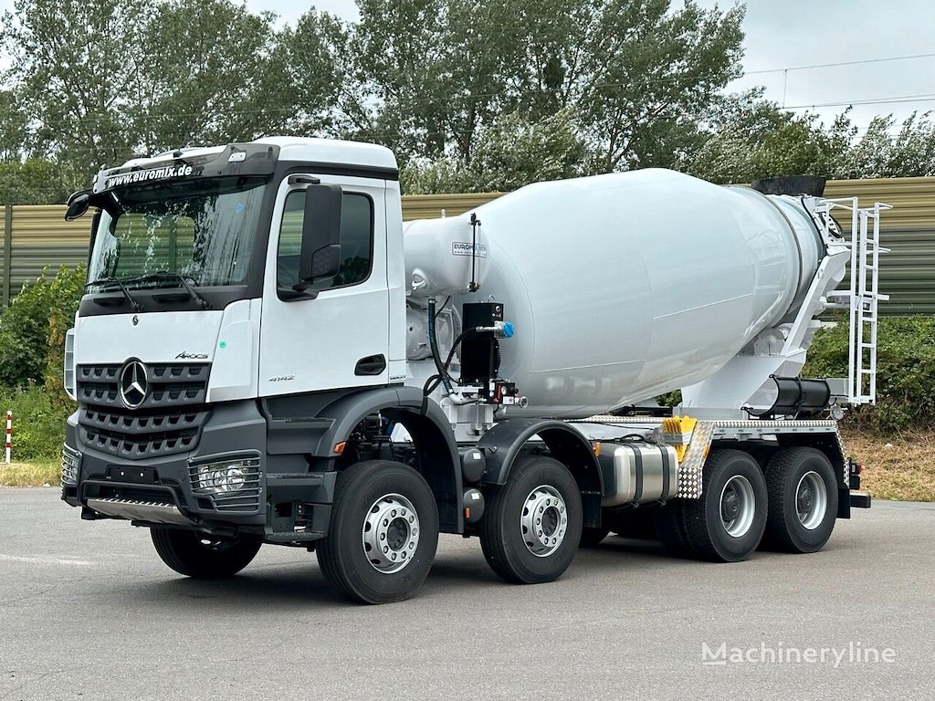 Novi Euromix MTP na šasiji Mercedes-Benz AROCS 5 4142 kamion s mešalicom za beton