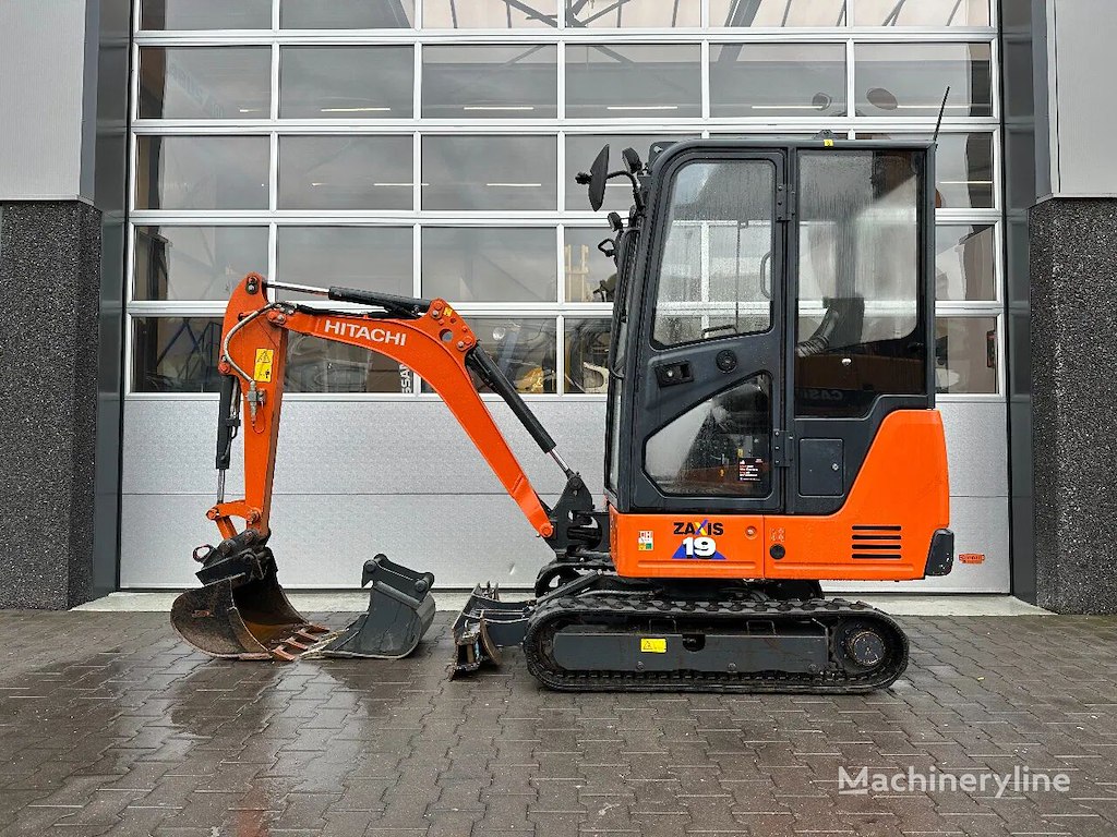 Hitachi ZX19-6 *Low Hours* mini bager