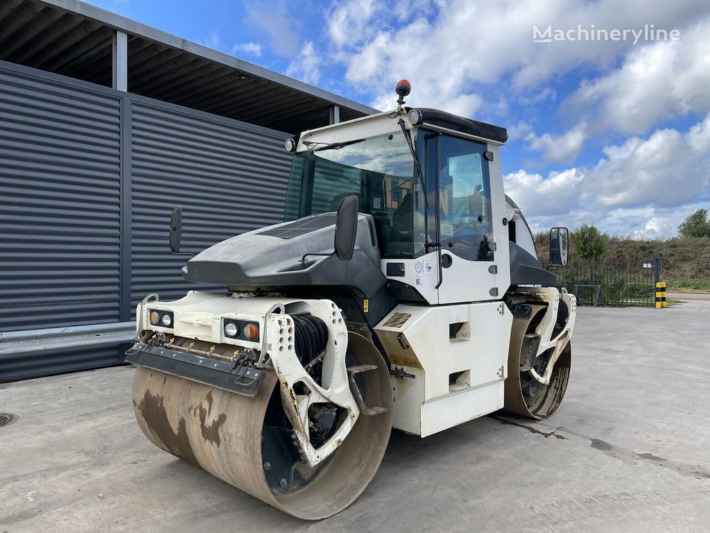 BOMAG BW 174 AP-4V AM valjak za asfalt