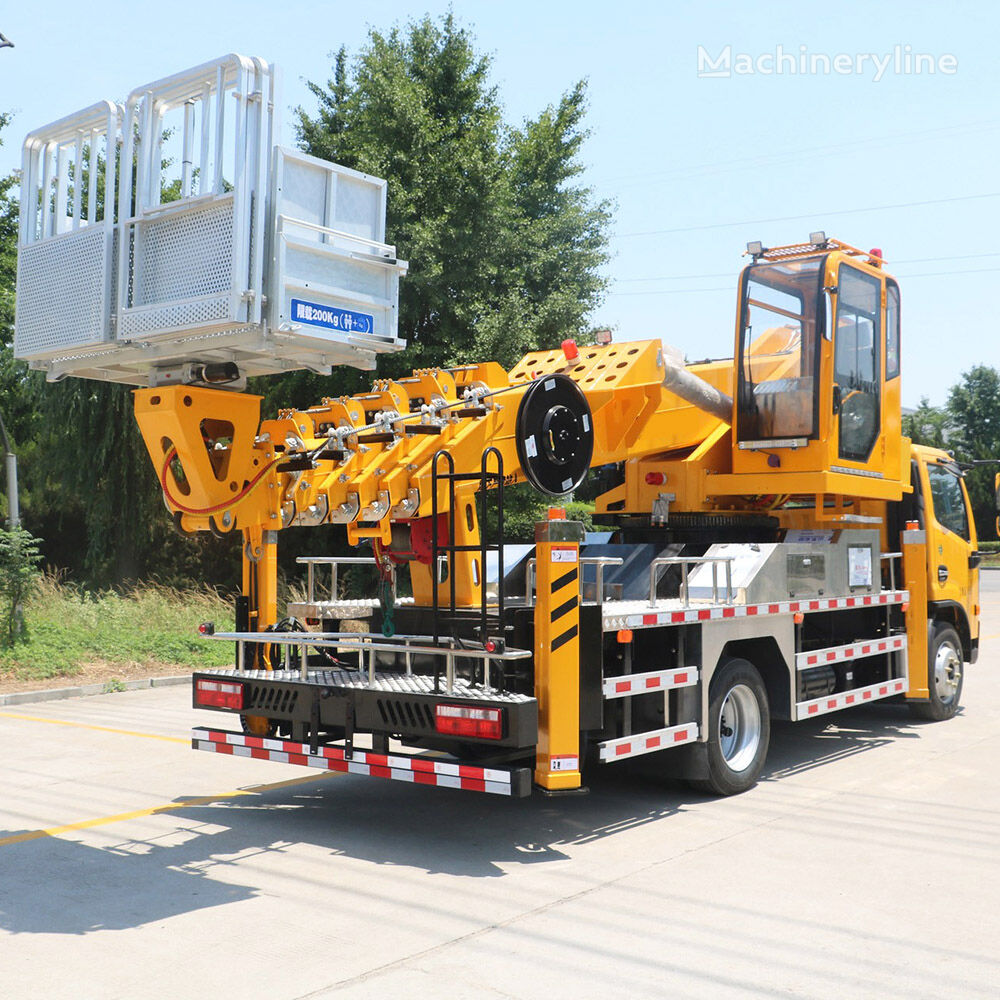 Dongfeng 45m aerial vehicle work platform truck High-Altitude Operation t auto dizalica s korpom