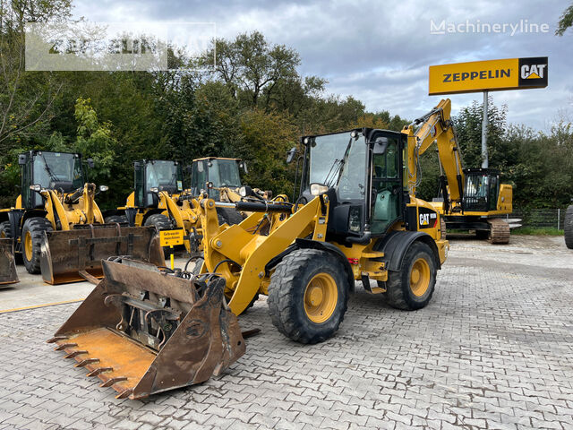 Caterpillar 908M prednji utovarivač