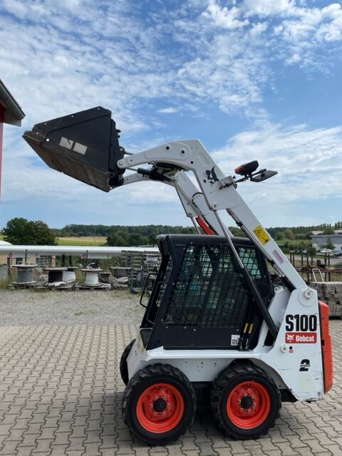 Bobcat S100 mini utovarivač