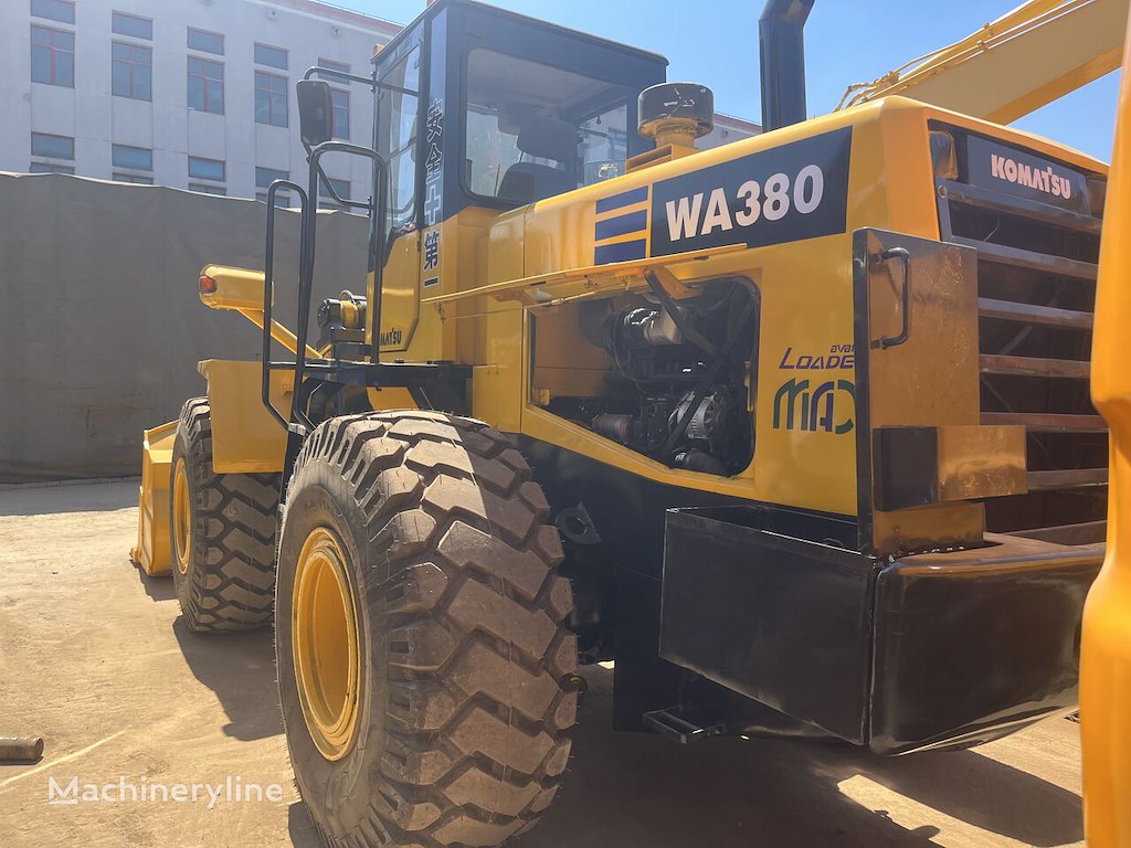 Komatsu WA380-3 wheel loader prednji utovarivač