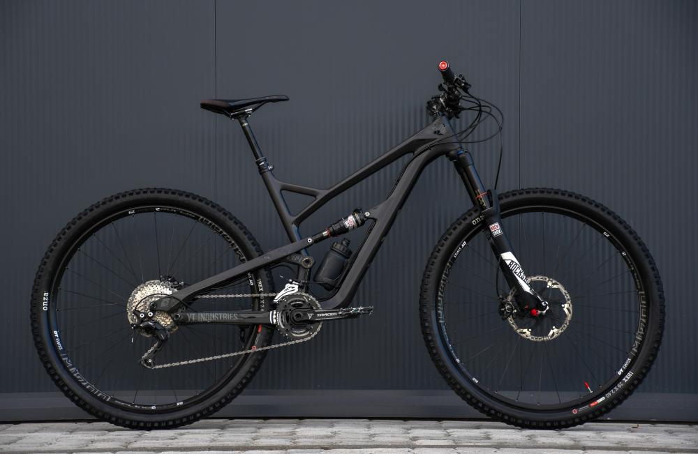 YT Jeffsy Comp 2 | Carbon, 29, Legalan