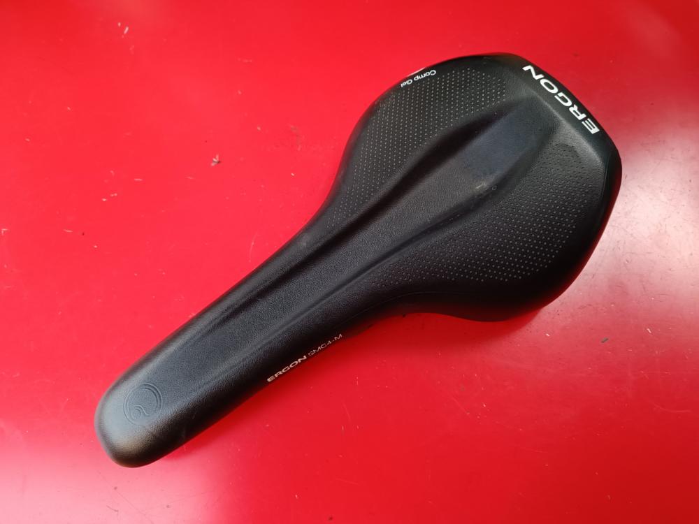 Ergon SMC4-M sediste