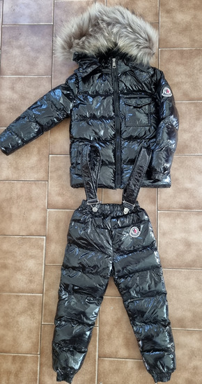 Moncler skafander