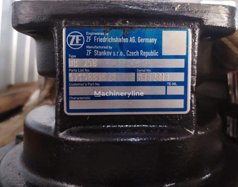 REDUCTOR ZF 4145.001.029 za ZF DR250 bagera