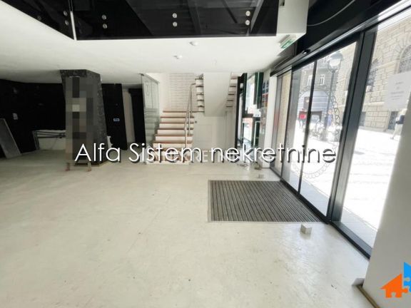 Stari grad, Trg Republike, Pos. prostor, 250m2, 6000 EUR, ID 50149