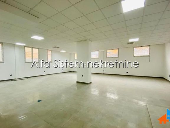 Zemun, Save Kovačevića, Pos. prostor, 400m2, 2000 EUR, ID 35892