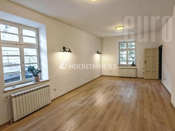 #48009, Izdavanje, Kuća, VOŽDOVAC, 5000 EUR