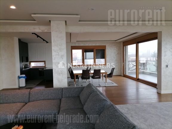 #42354, Izdavanje, Stan, VOŽDOVAC, 3500 EUR