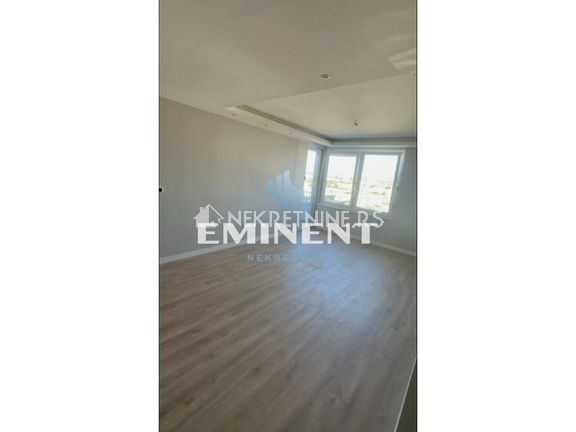 Voždovac, Trošarina, Vojvode Stepe, 3.0, 84m2, 950 EUR