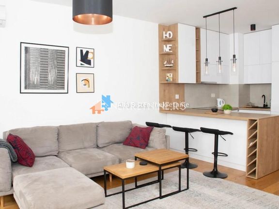 Voždovac, FON - Bilećka, 3.0 stan, 76m2, 1200 EUR, ID 51084