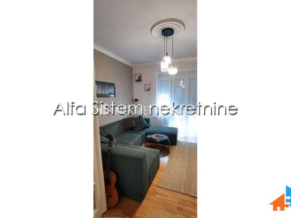 Stari grad, Skupština, 3.0 stan, 90m2, 1500 EUR, ID 48411