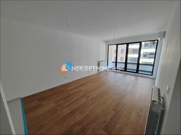 Palilula, Višnjička banja, 3.0 stan, 70m2, 750 EUR, ID 50743