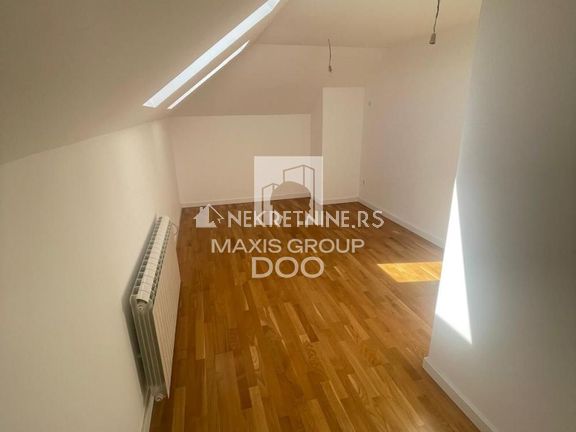 STAN 78m2, DUPLEX prizemlje, Pala Telekija ID#1106