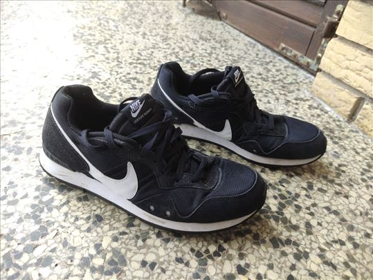 Nike patike broj 44