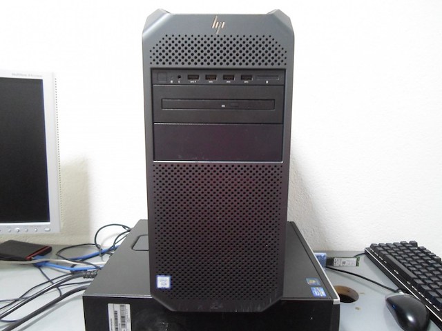 HP Z4 G4 Workstation CPU Xeon W-2104/16GB/256ssd/P2000