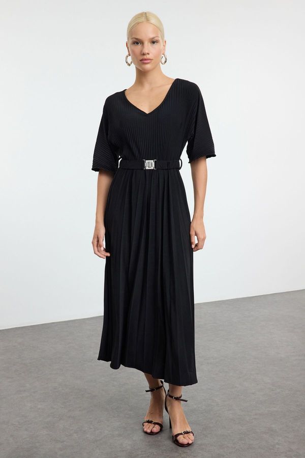 TRENDYOL BLACK SKATER BELTED THREE QUARTER SLEEVE MAXI STRETCH KNIT DRESS
