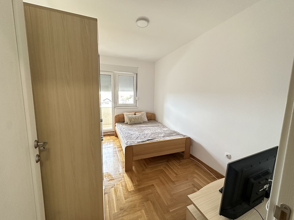 APARTMAN LEDINA .