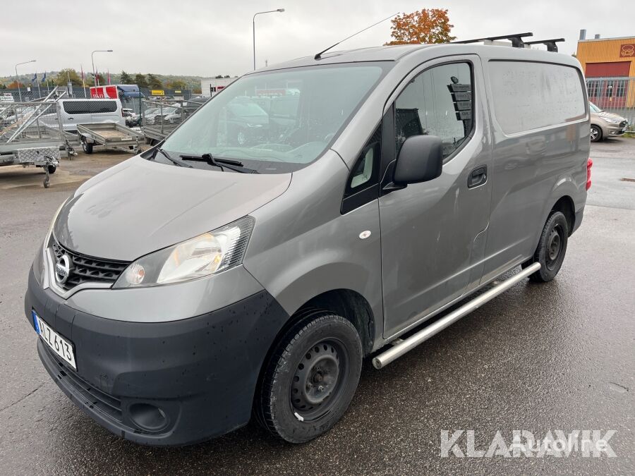 Prodaje se Nissan NV200 minibus furgon na aukciji