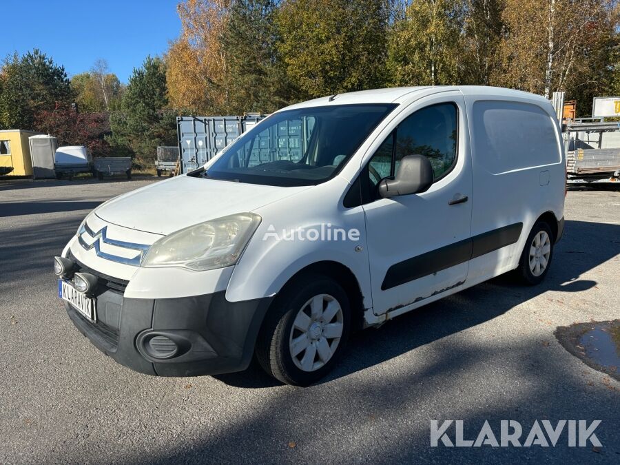 Prodaje se Citroen Berlingo laki furgon na aukciji