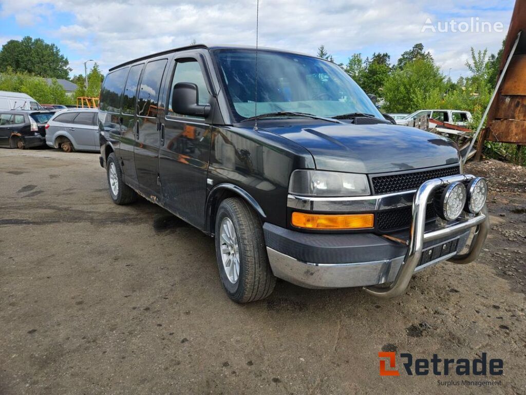 Prodaje se Chevrolet 2005 Chevrolet van 5,3 vortec 4wd minibus furgon na aukciji