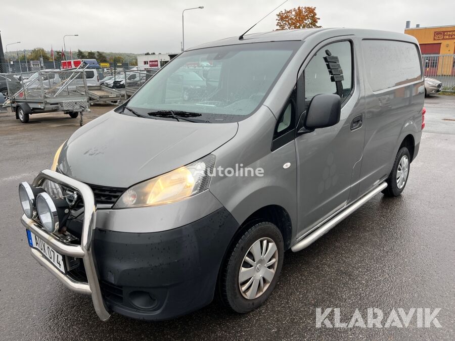 Prodaje se Nissan NV200 minibus furgon na aukciji