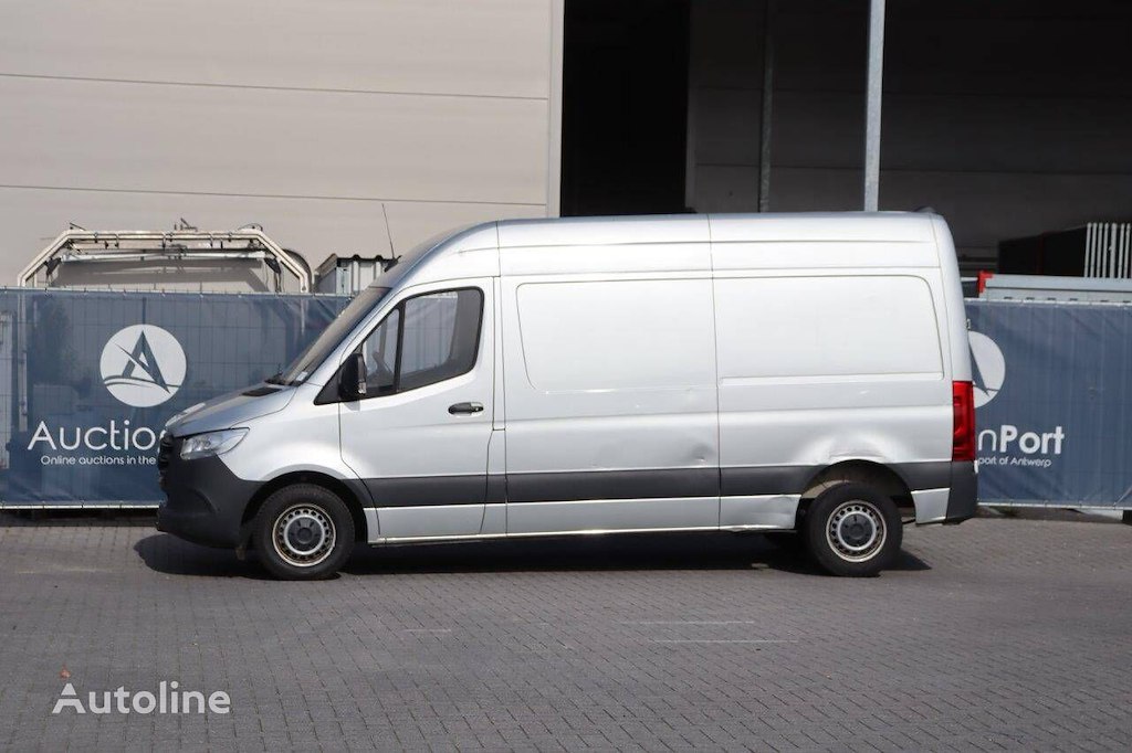 Prodaje se Mercedes-Benz Sprinter 214CDI minibus furgon na aukciji